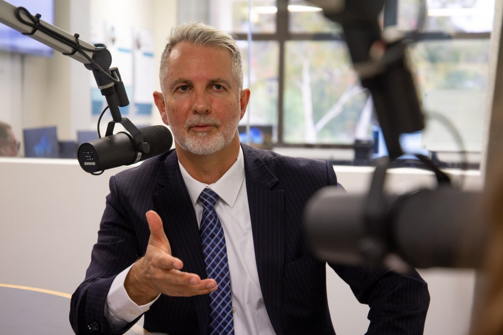 Jeremy Hanson MLA - The Owl